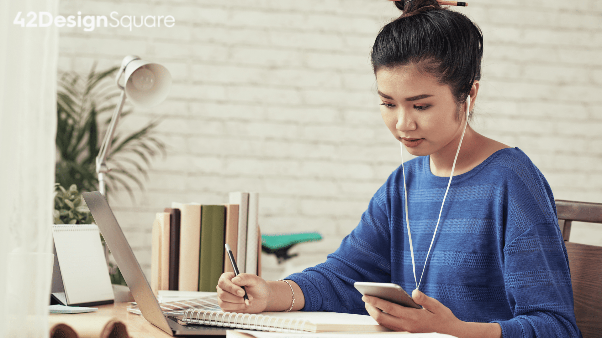 Mobile Learning in 2025 Best Practices to Engage Remote Learners